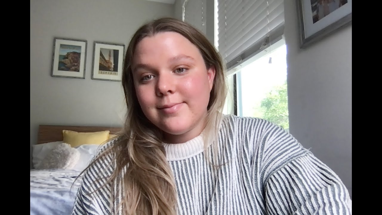 Bilingualism a break down with Addie Smith - YouTube