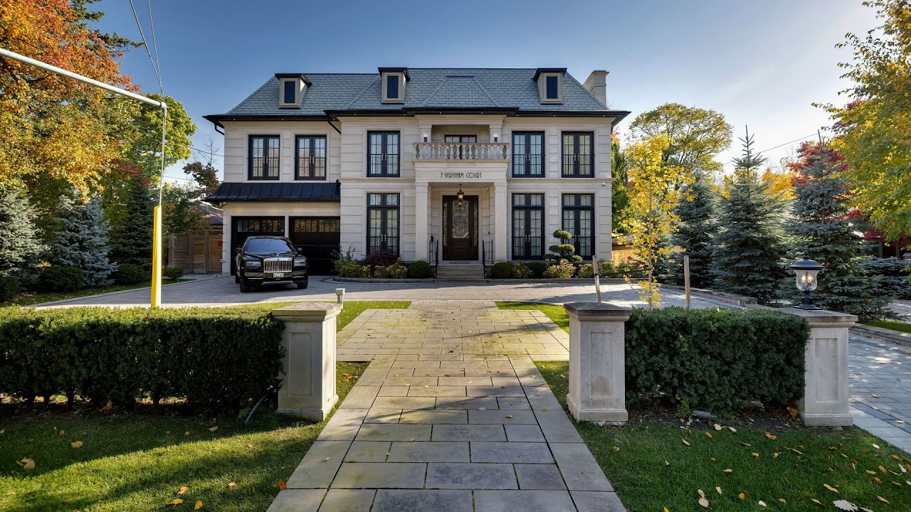 7 Vernham Court, Toronto - YouTube