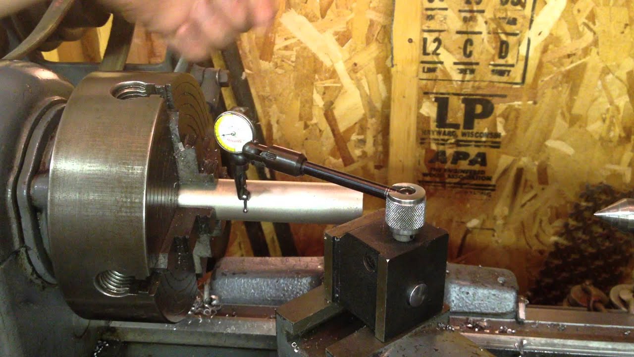 Centering Round Stock in a Four Jaw Chuck - YouTube
