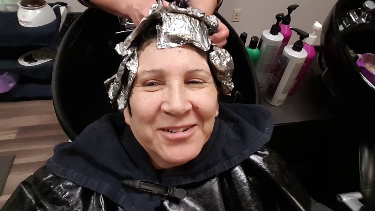 Having FUN at the Salon (THE EDGE HAIR DESIGN) - YouTube