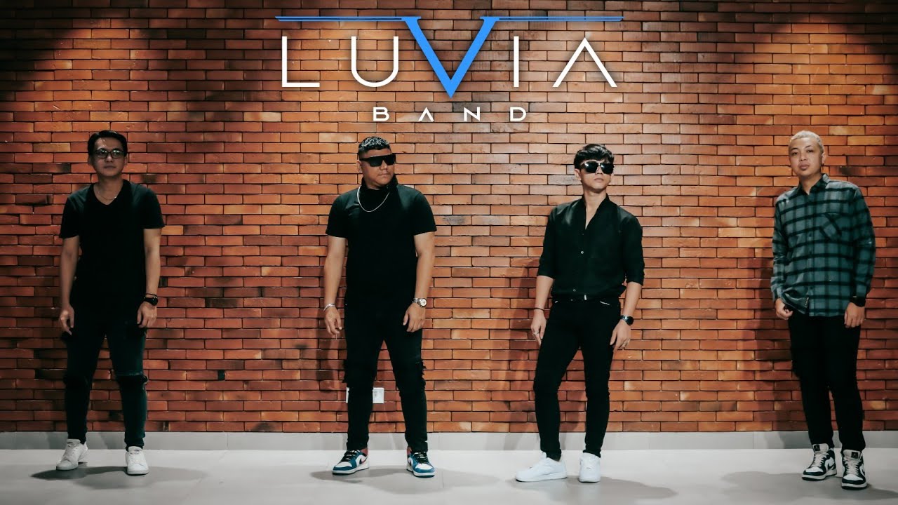 LUVIA LIVE PERFORM SYARINAH JAKARTA - YouTube