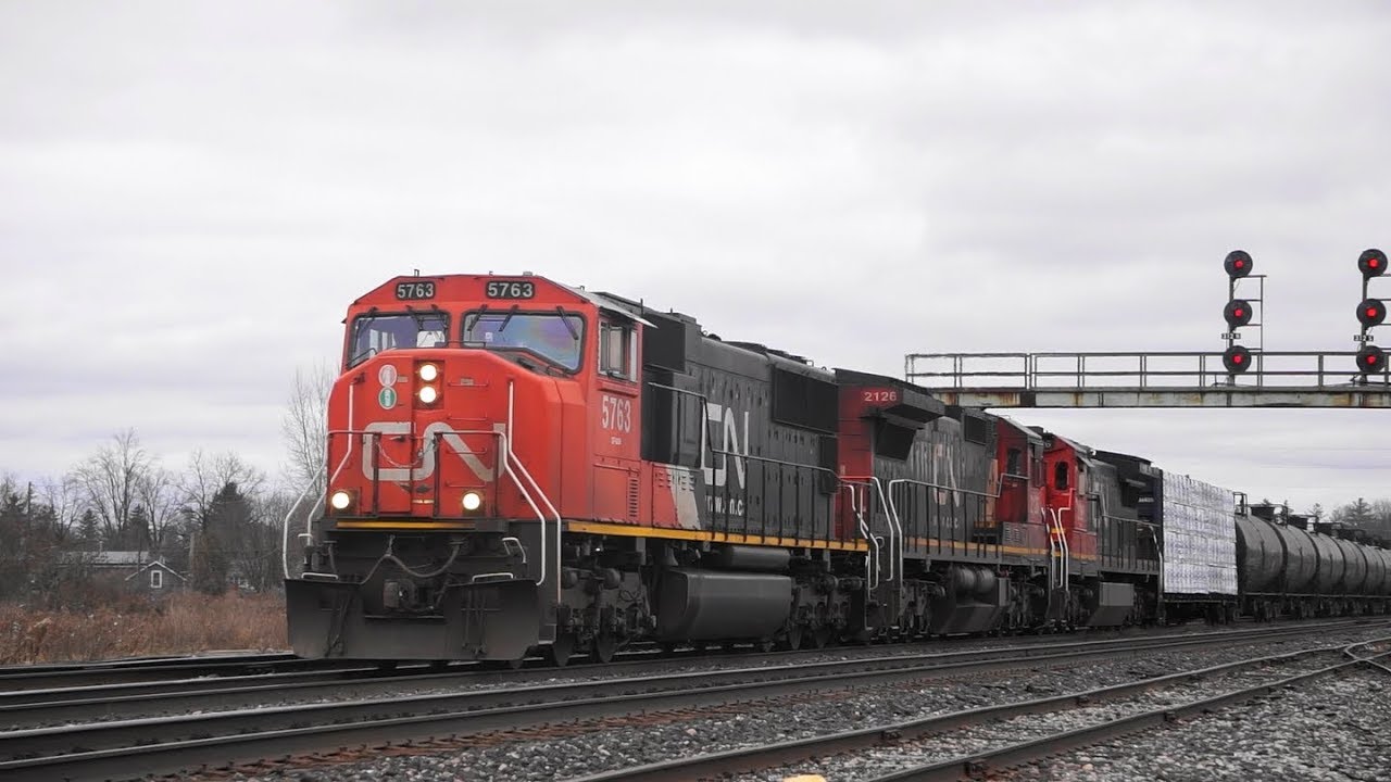 CN M385 - CN 5763 West (Part 1) (November 25 2018) - YouTube