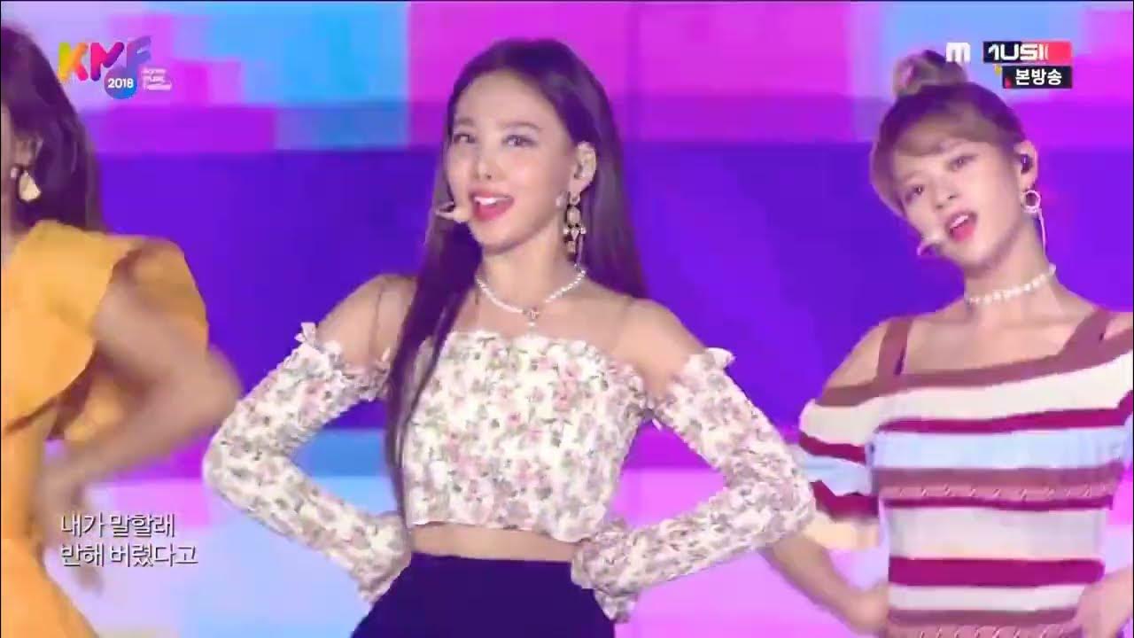 HEART SHAKER - TWICE (트와이스) KOREA MUSIC FESTIVAL (KMF) 2018 - YouTube