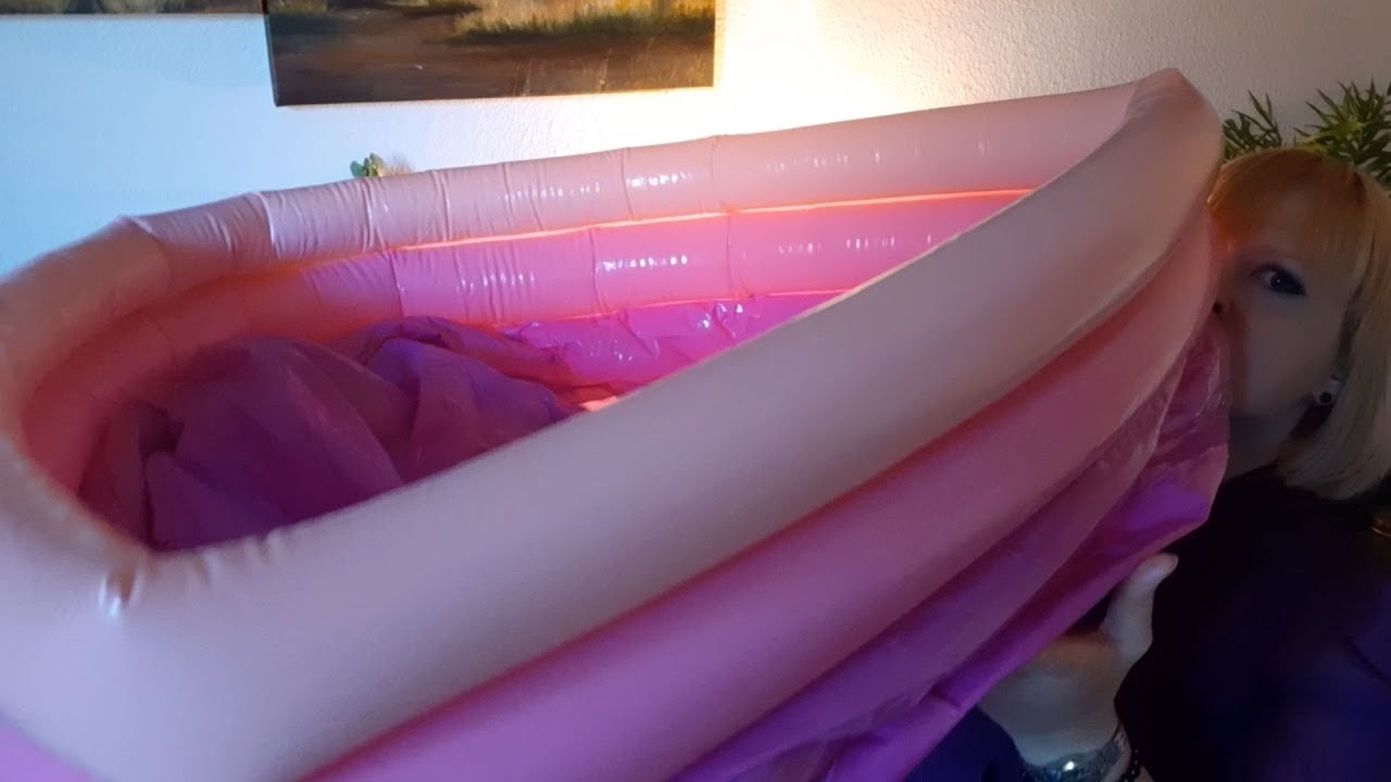Inflating PINK Swimmingpool - YouTube