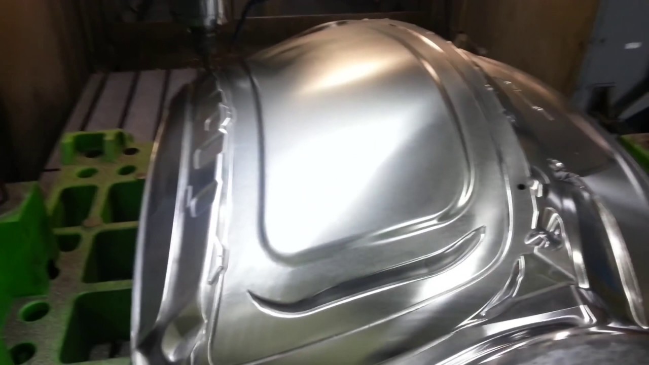 Video of Manufacturing an Automotive Mold - YouTube