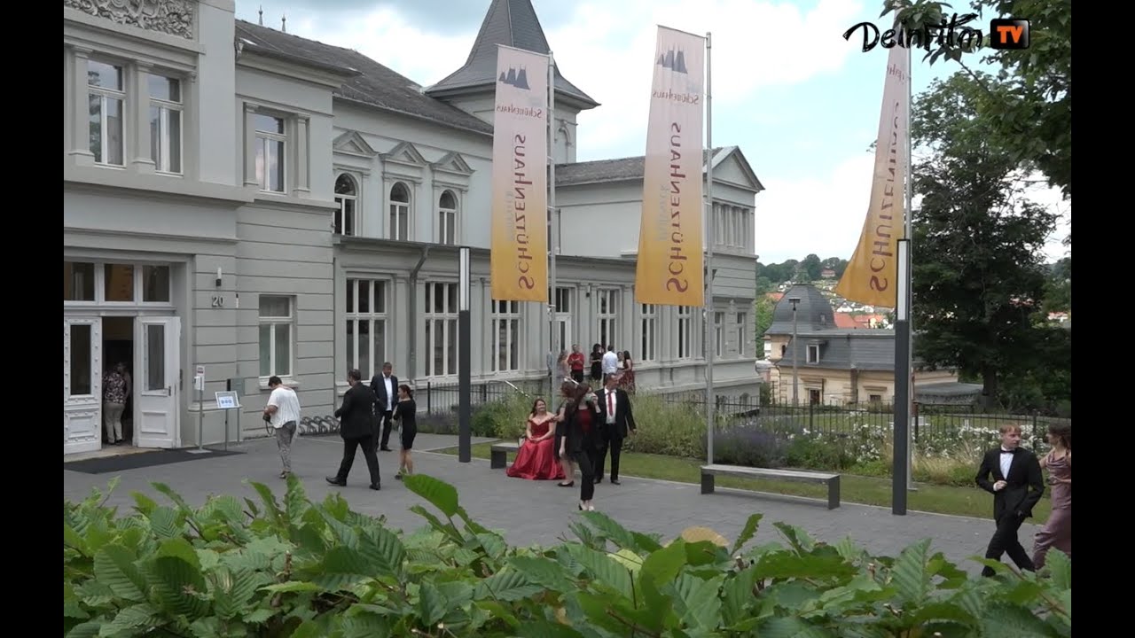 Zeugnisübergabe im Schützenhaus vom Gymnasium Pößneck - YouTube