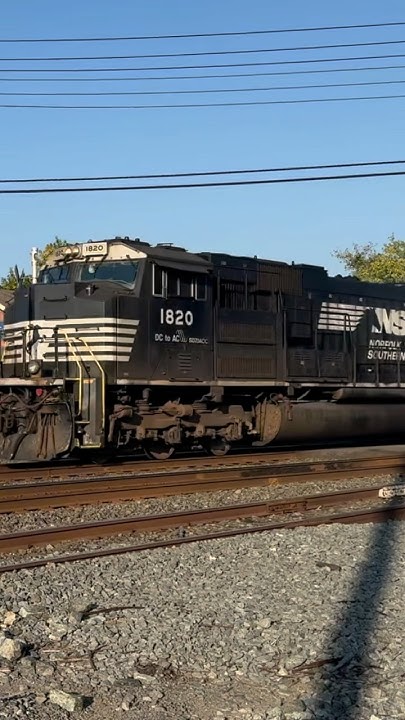 NS 1820 SD70ACC leads NS 269 through South Plainfield NJ 9/15/2024 - YouTube