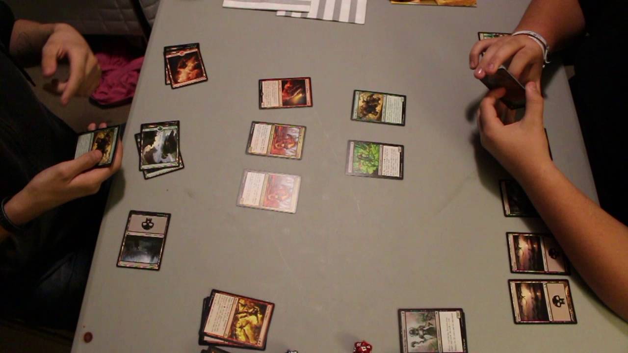 Magic: The Gathering #001 (Mitchell vs. Darian) - YouTube