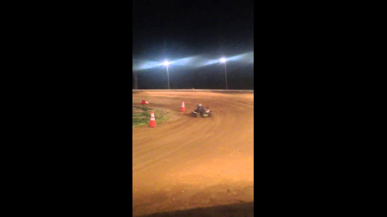 Club Milton Speedway - YouTube