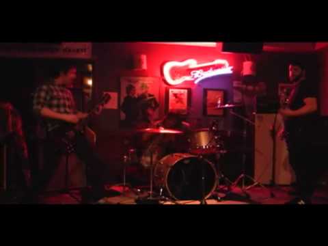 Serial Hawk LIVE - YouTube