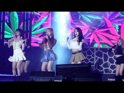 [4K 60P] 220930 비비지(VIVIZ) 제28회 거제 시민의 날 기념 행사 - BOP BOP! 직캠(Fancam) - YouTube