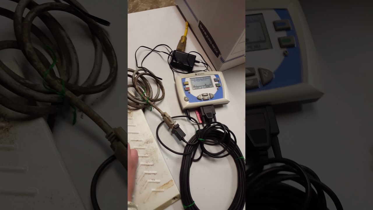 Benzing M1 - YouTube