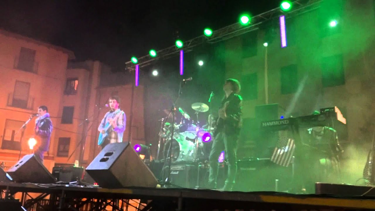 Steam Rock Band Al Cantar (HD) - YouTube