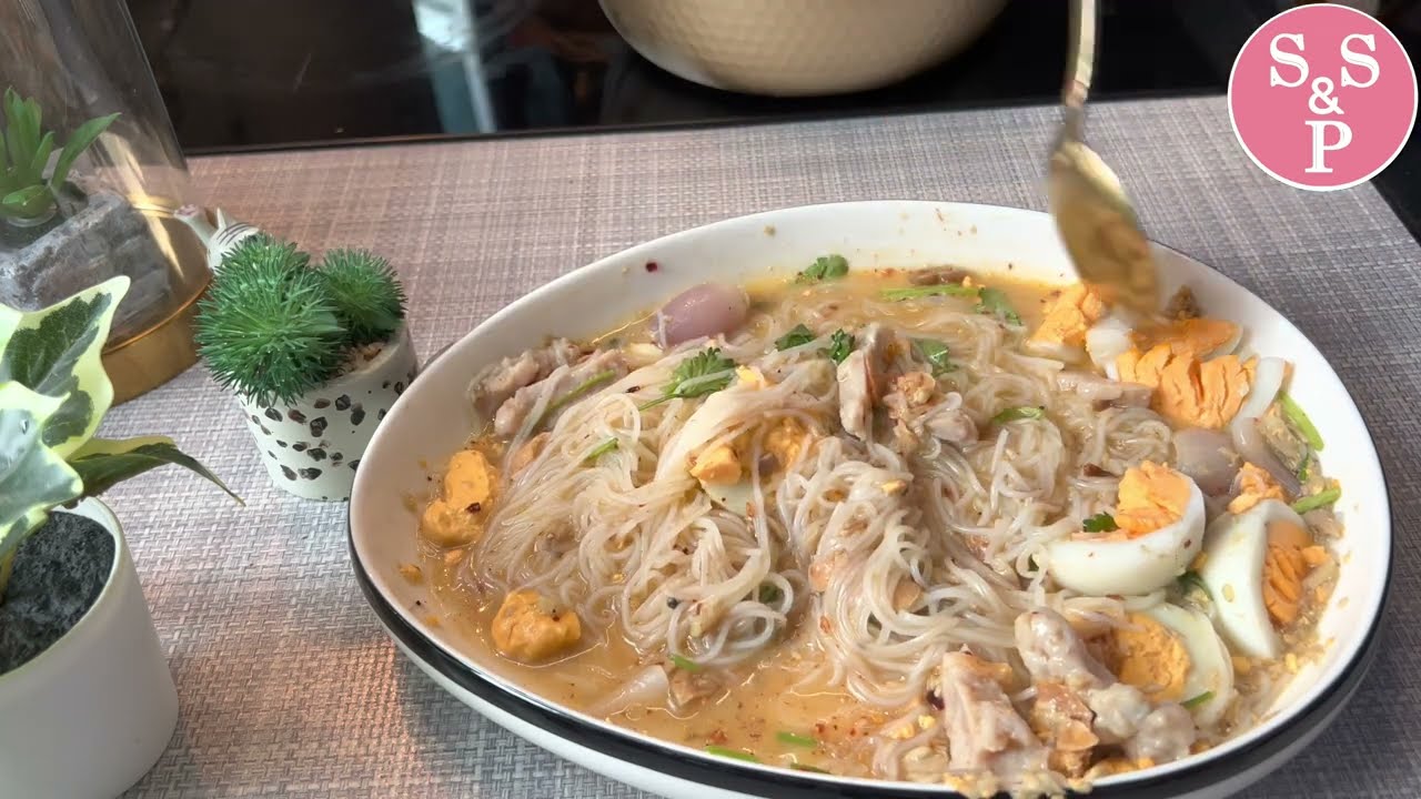 ဆီ မသတ် ဘဲ ချက်သောမုန့်ဟင်းခါး ငပျင်းချက် Easy way to make Mohinga ...