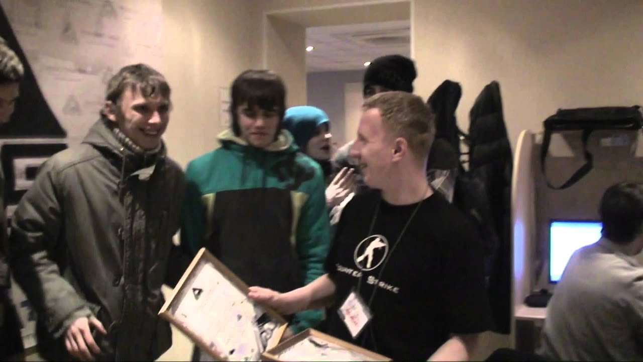 2011 Первый LAN CSPL (еще Apofig) - YouTube