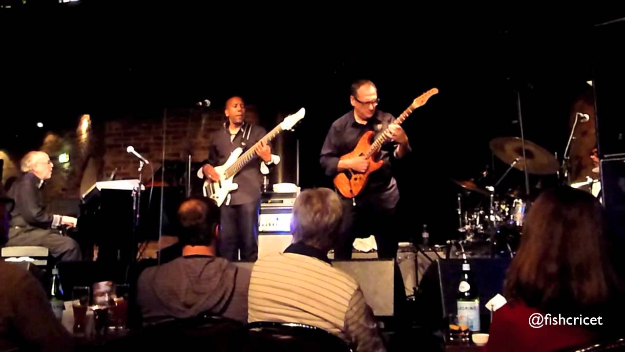 Fourplay Live in Bayerischer Hof Munich, 8.11.11 - Above and Beyond ...