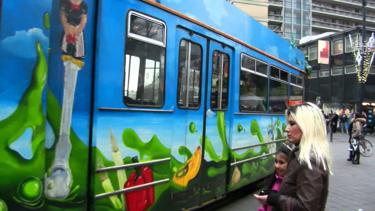 Snerttram Lijnbaan Rotterdam - YouTube