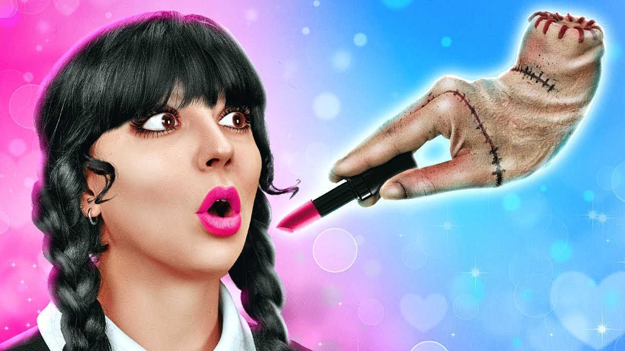 BARBIE zmienia się w WEDNESDAY ADDAMS! TRIKI URODOWE i GADŻETY do ...