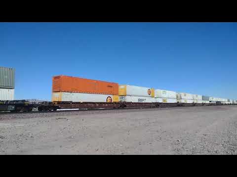 WB BNSF Domestic Intermodal/Port Stack Train In Daggett Ca! #bigbossrailfanner - YouTube