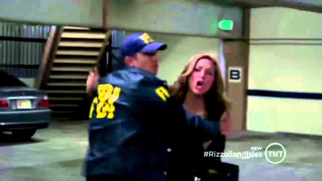 Jane & Maura - Crying - YouTube