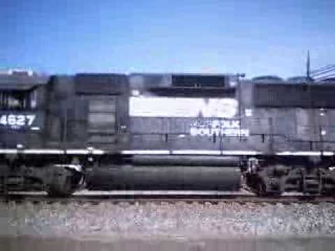 NS P95 2/21/14 Oyama, NC w/ AWESOME LHF GP59 4627 LEADING + 5825 GP38-3 NICE HORN!!! - YouTube