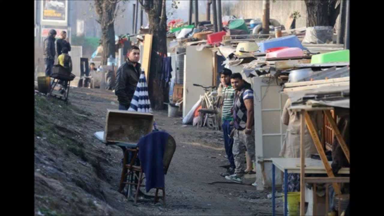 La pauvreté de Paris - YouTube