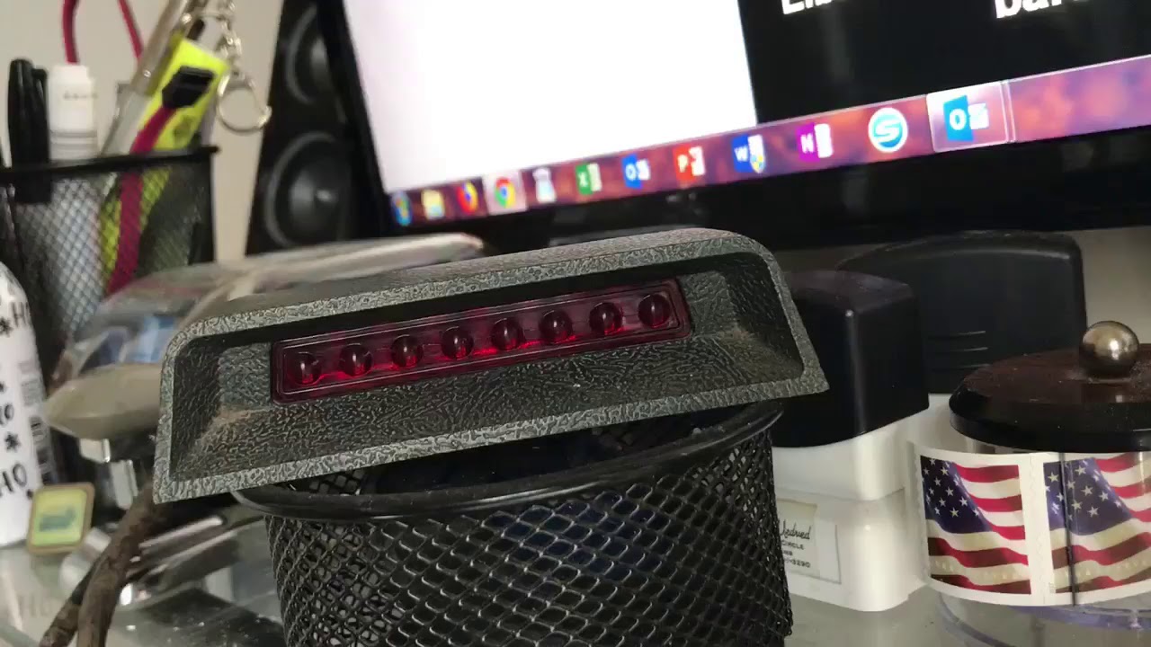 1968 THUNDERBIRD TAIL LIGHT MONITOR - YouTube