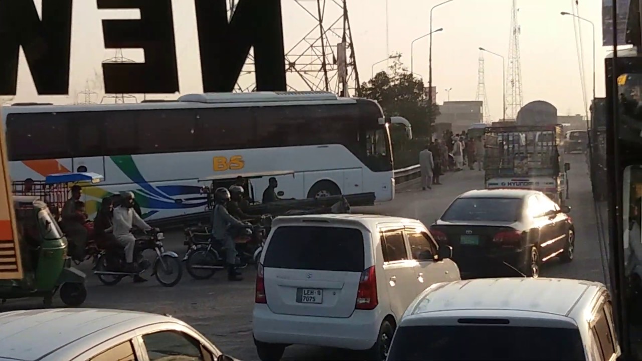 Bund Road Near Niazi Adda Lahore - YouTube