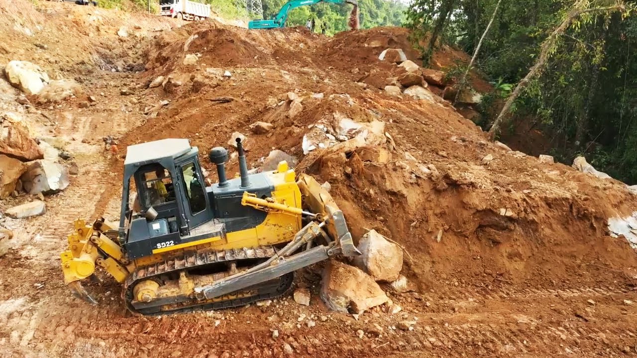 OMG!! Special Mountain Road Construction Bulldozer Excavator Digging ...