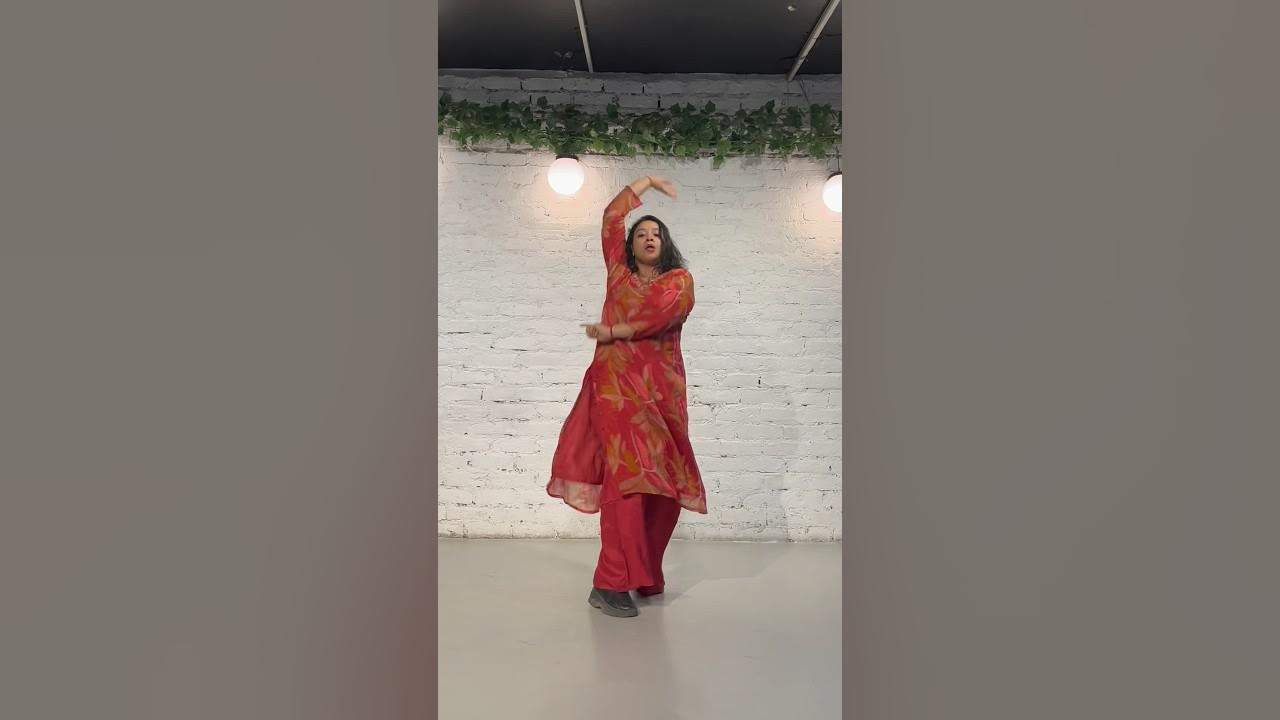 Ambarsariya 🌸 || Wedding Choreography || ladies dance || Suru Gupta #dance #ambarsariya # ...