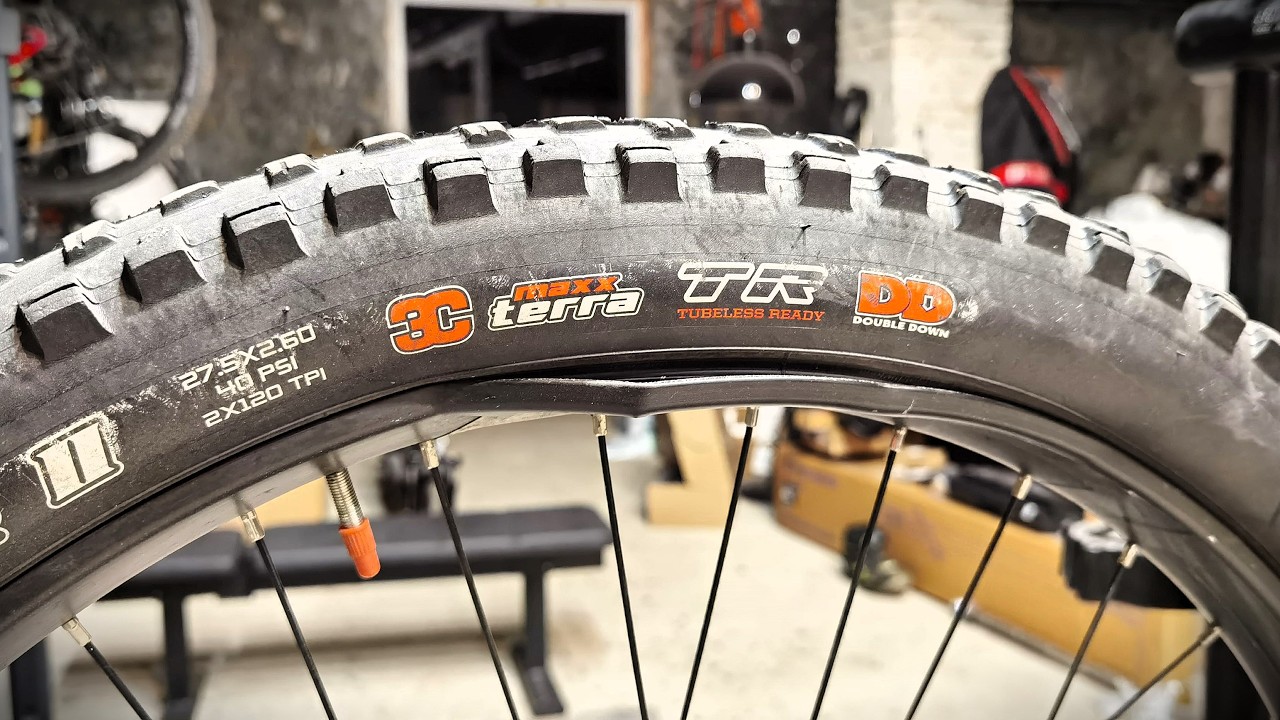 Home method for replacing broken rim on bicycle wheel. - YouTube