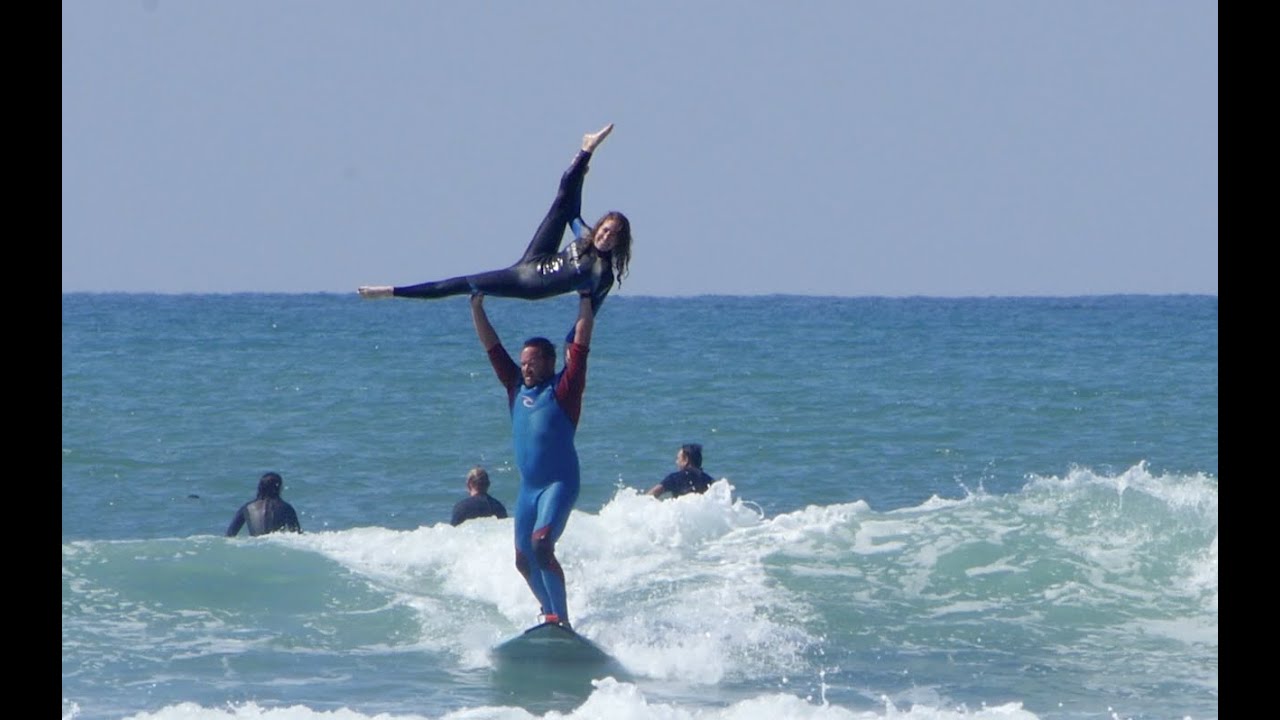 Ahlia & Travis Professional Tandem Surf Team - YouTube