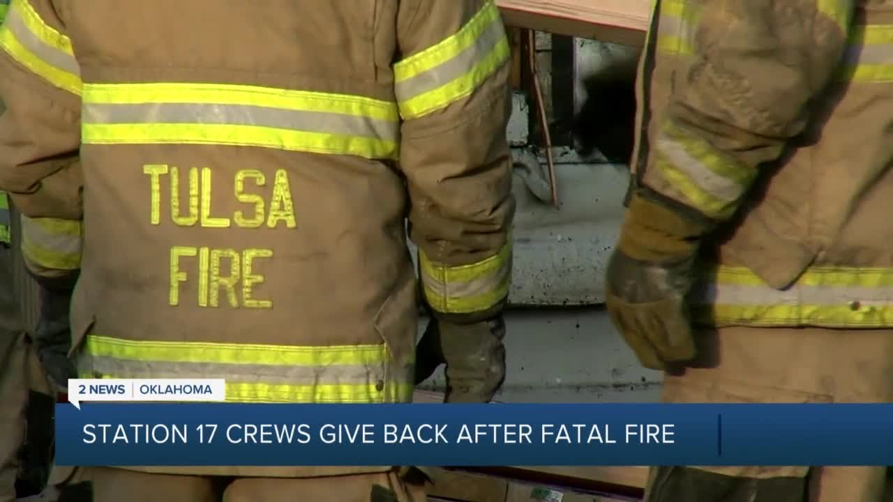Tulsa fire crew gives back to family after deadly fire - YouTube