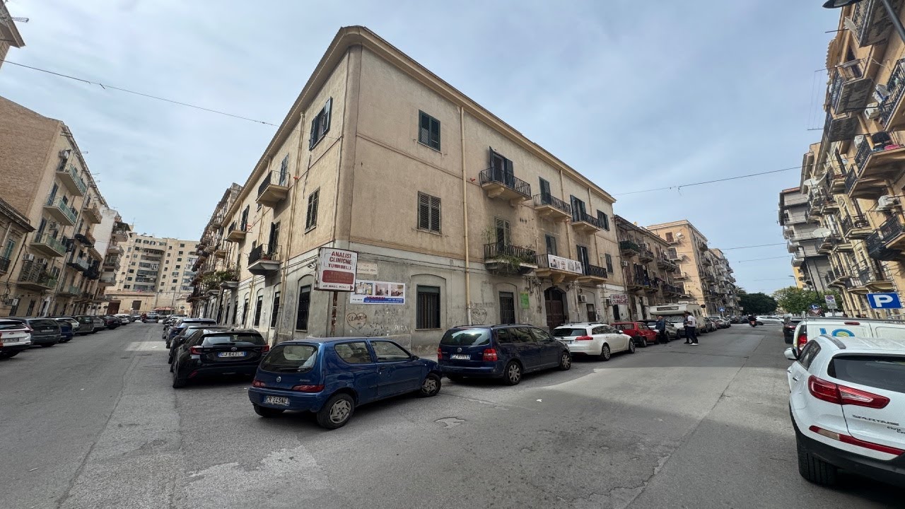 Palazzo Laura - Palermo Appartamento D2 - YouTube