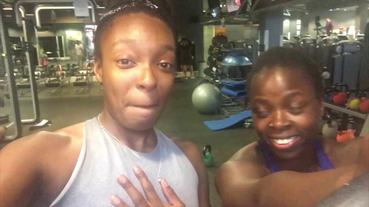 Training Vlog 13: FARTING IN THE GYM?! - YouTube