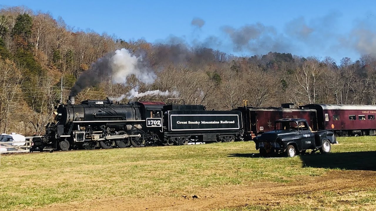 Great Smoky Mountains Railroad: #1702 Tuckasegee River 11-26-2021 - YouTube