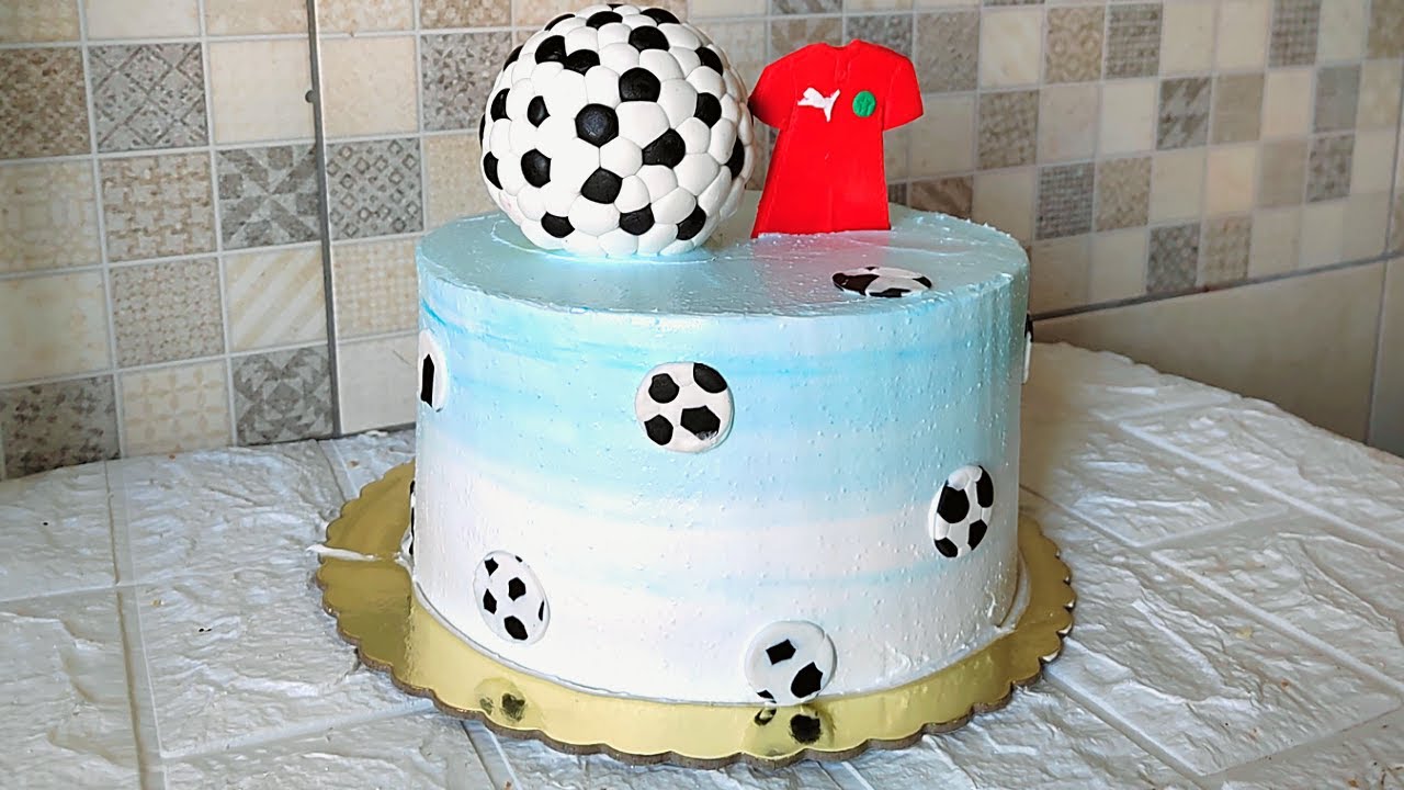 cake decorating tutorial / how to design a football cake like a pro ...