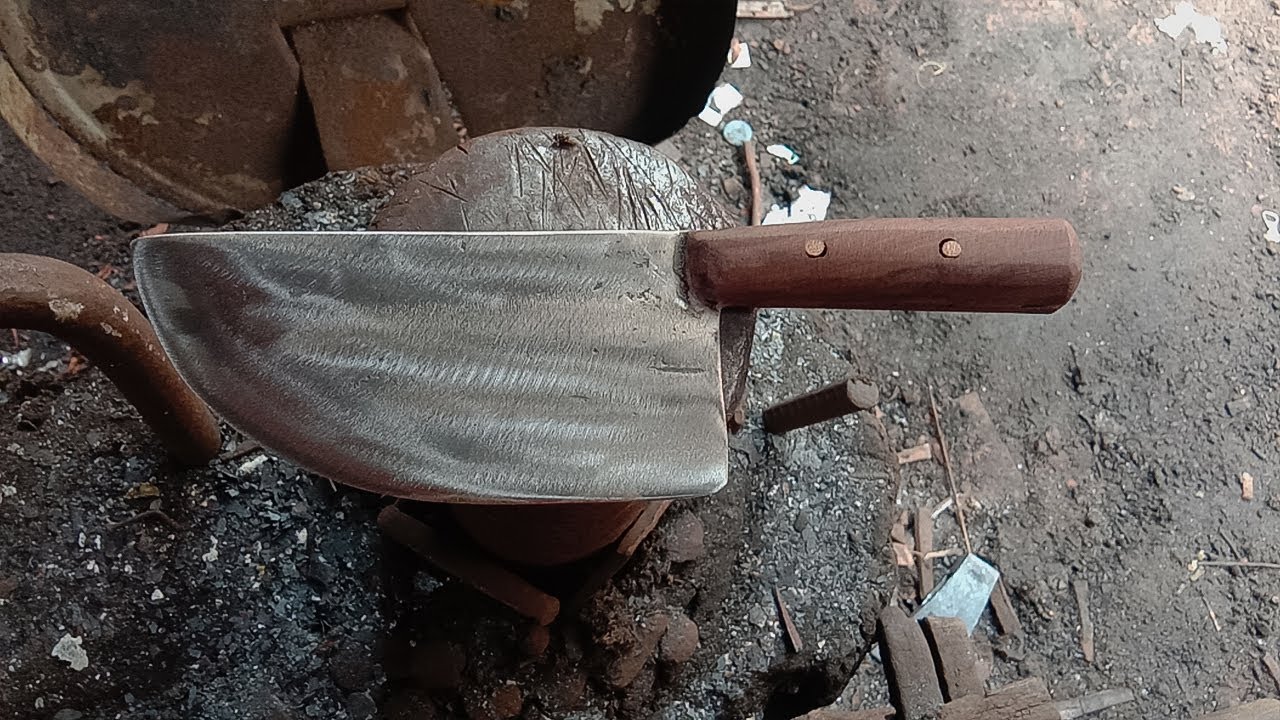 Knife Making - How to Make a Simple meat cleaver from rusted Car Leaf ...