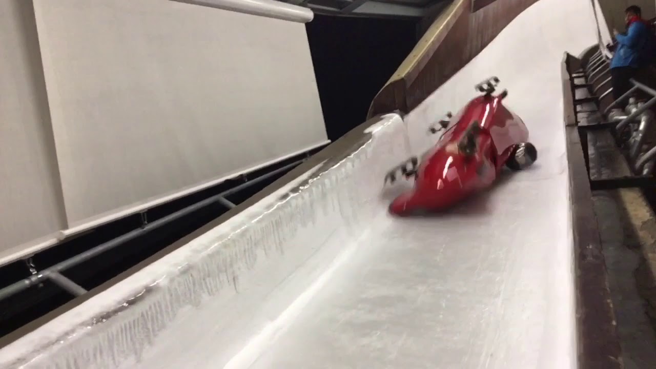 Crash!!! Hard bobsleigh crash in Sigulda. Speed - over 100 - YouTube