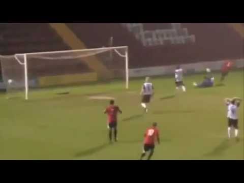 Futbol Tarihindeki En Kötü Frikik Budur!