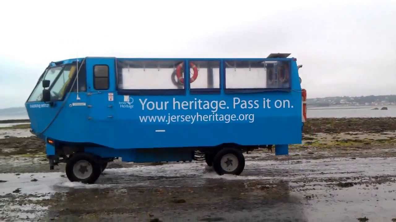 Elizabeth Castle Amphibious Vehicle - YouTube