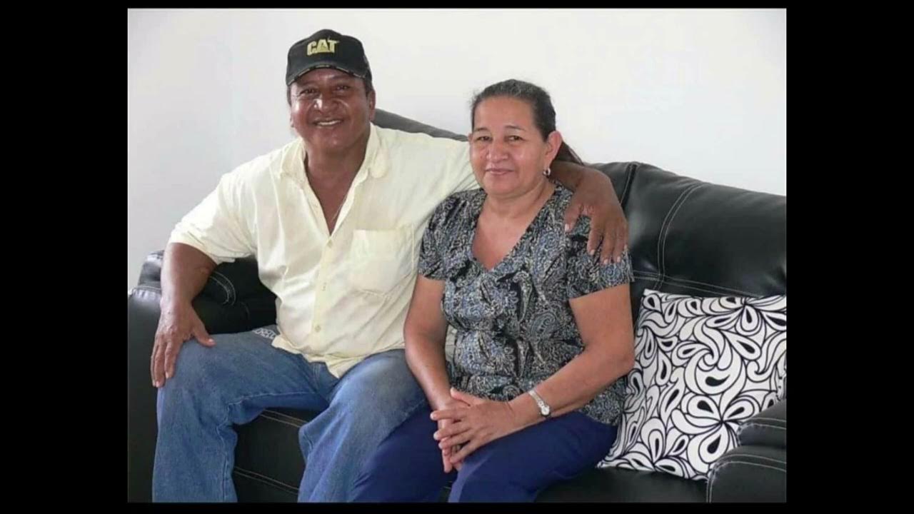 Mis mejores tiempos, de Ramón Bastidas, interpretada por mi papá, Ricardo Gil - YouTube