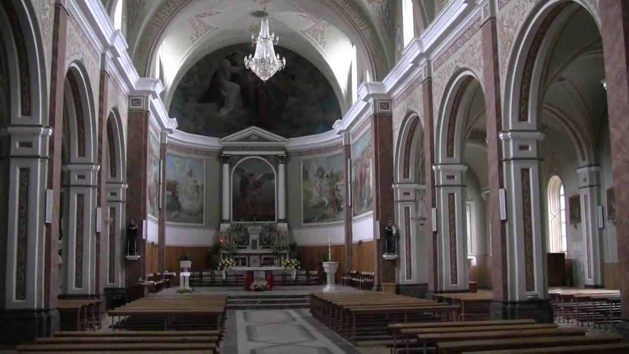 Catedrala Catolica din Sabaoani - YouTube