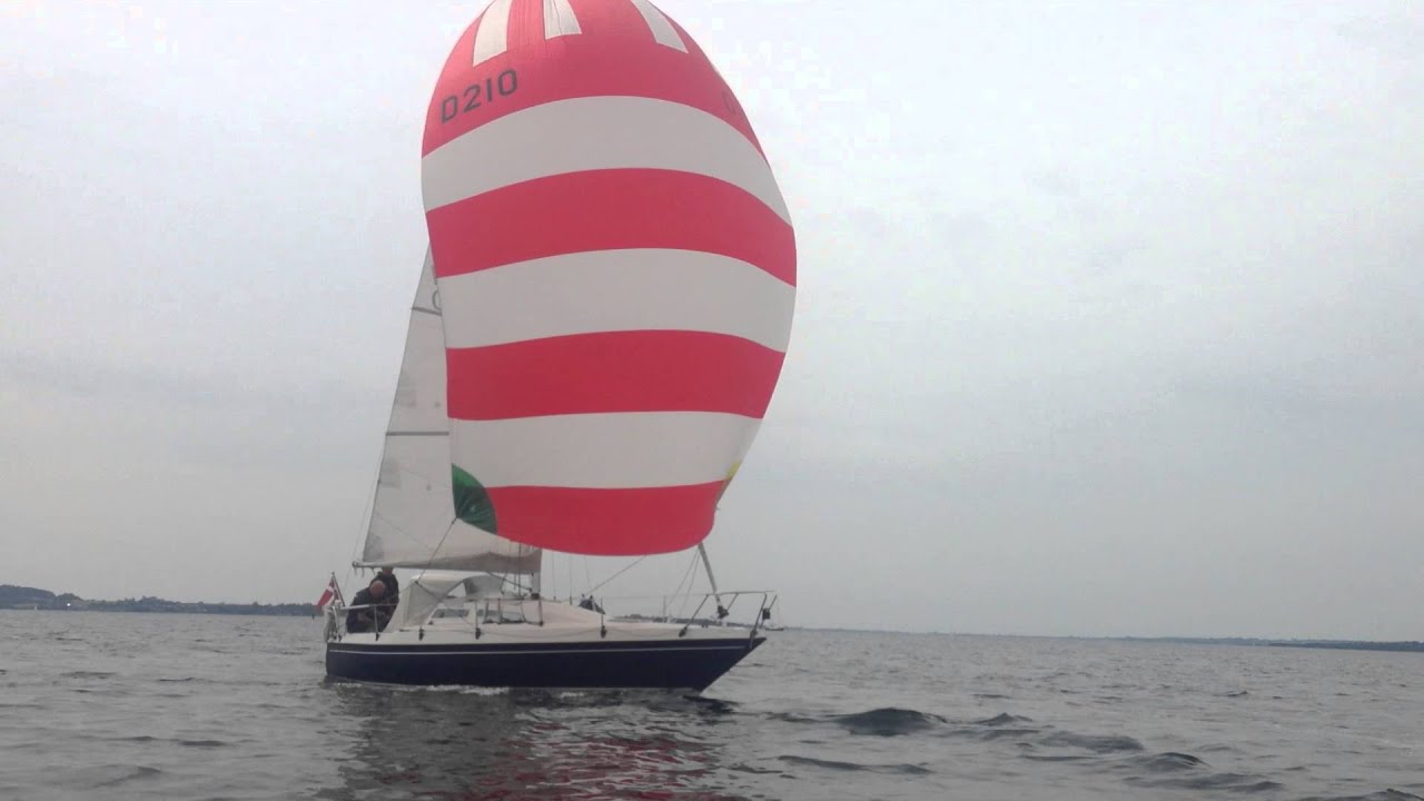 Granada 27 on Isefjord, Denmark, July 2015 - YouTube