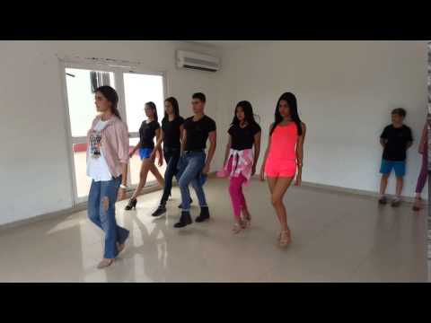 CLASES DE PASARELA CON SHARON REY