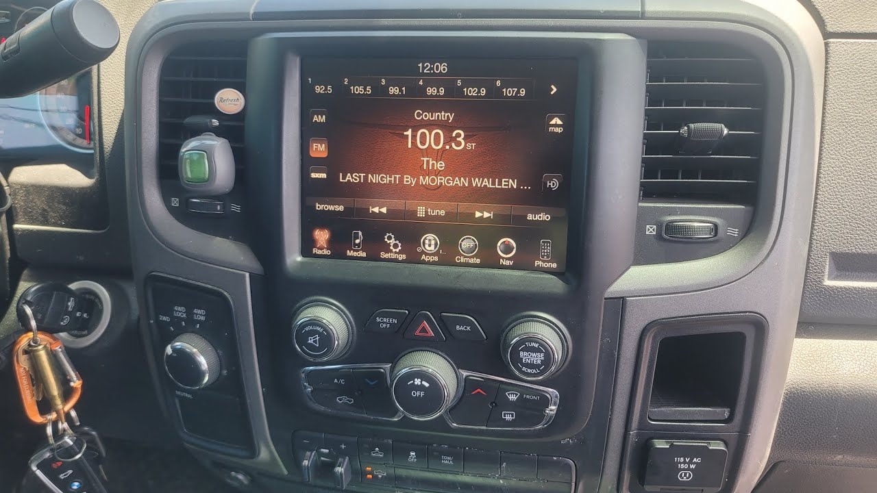 RAM RA1/RA2 to 8.4 Inch RA3/RA4 UCONNECT Upgrade on a budget - YouTube