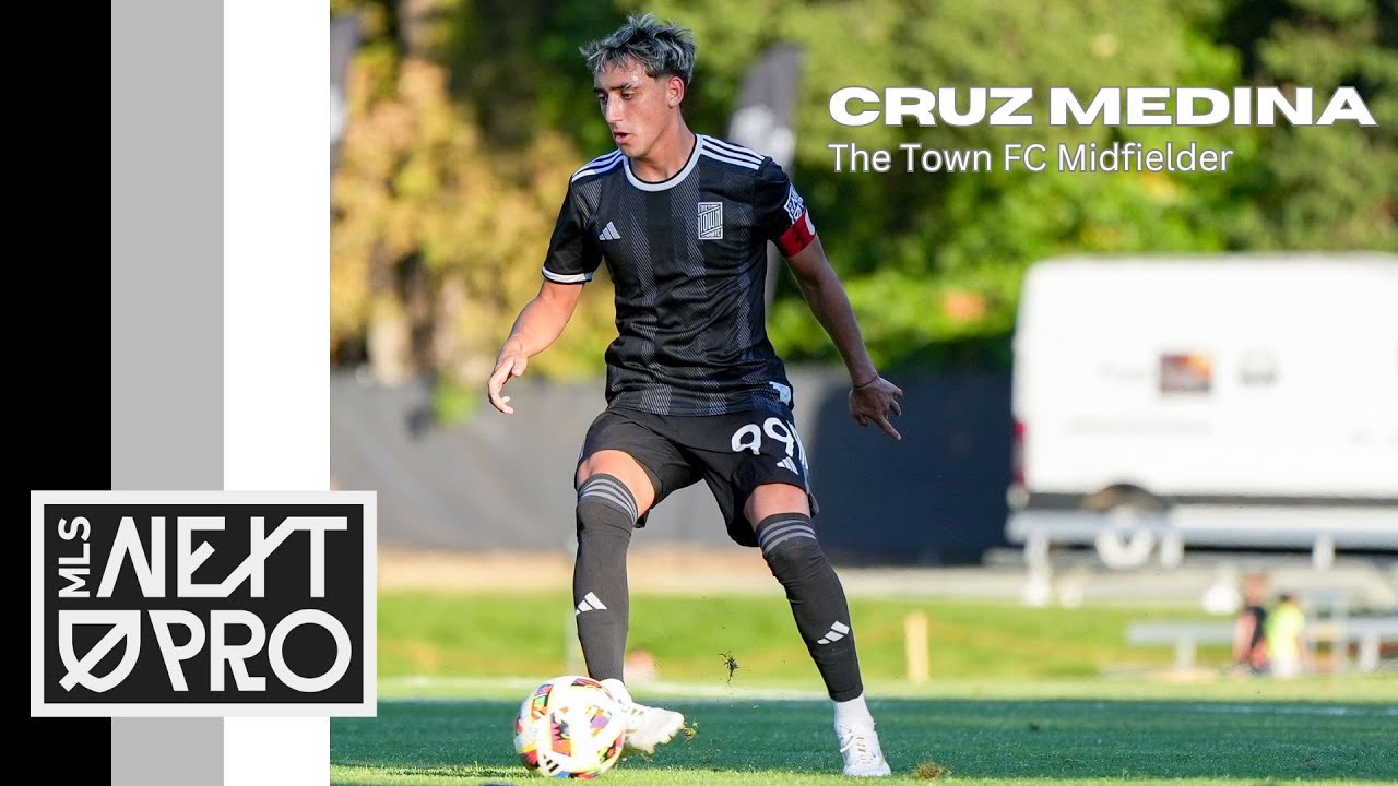 Cruz Medina on his Mexican-American heritage, Favorite MLS Player of ...