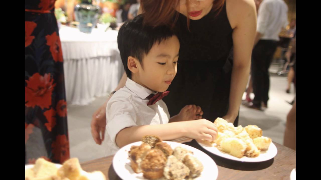 Simple Coffee CO & TOONG To Ngoc Van, Hanoi, VN. - YouTube