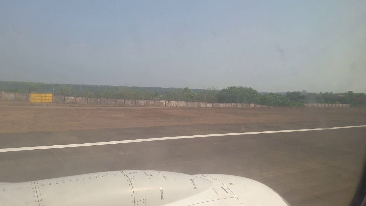 FLIGHT IN RUNWAY MANGLORE.. - YouTube