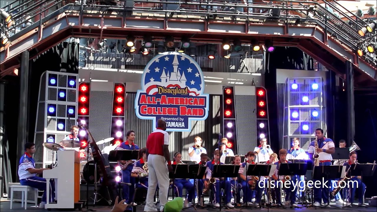 DCA: All American College Band (Hollywood Land Backlot Stage) - YouTube